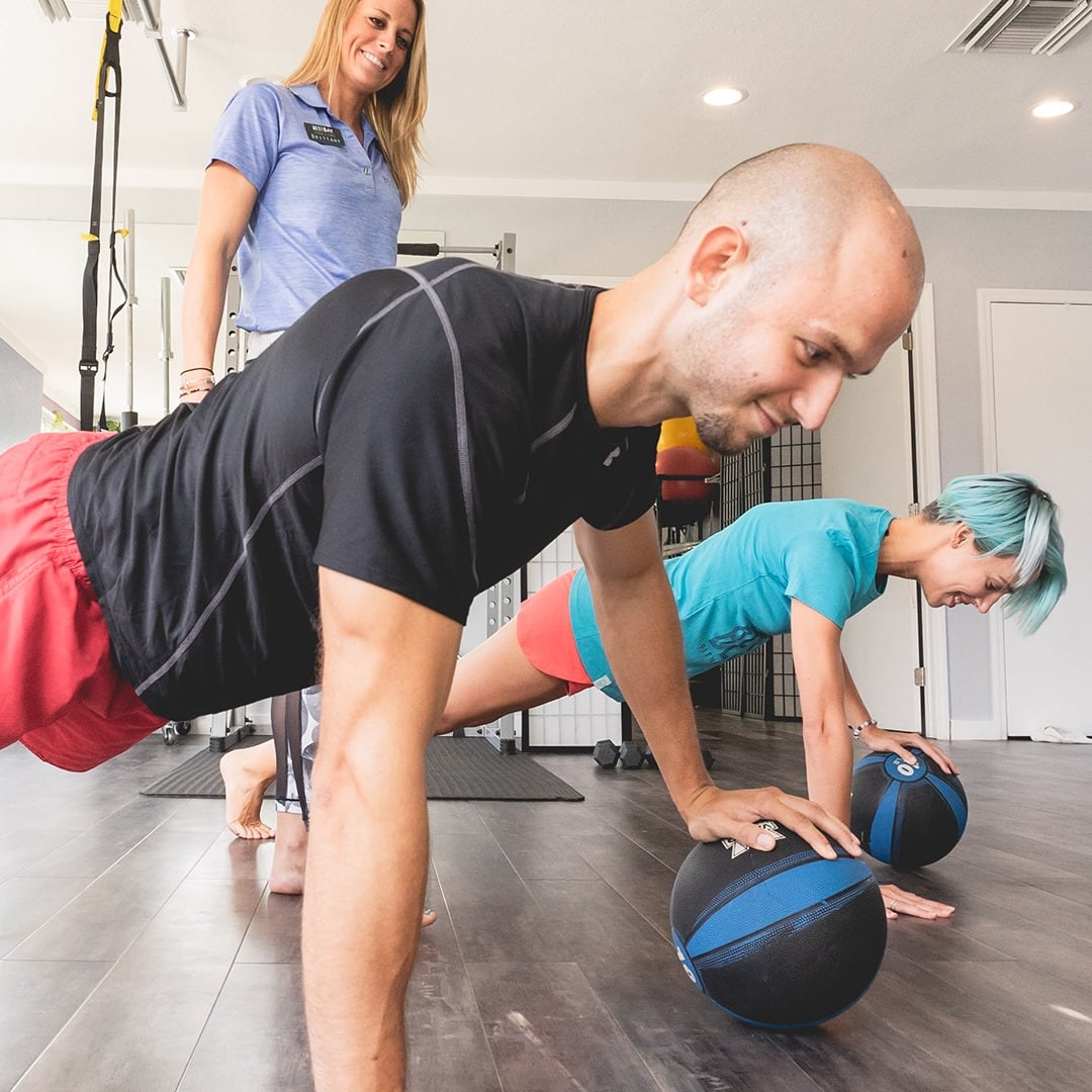 Full Body At Home Countertop Workout with Best Day Fitness – SweatNET